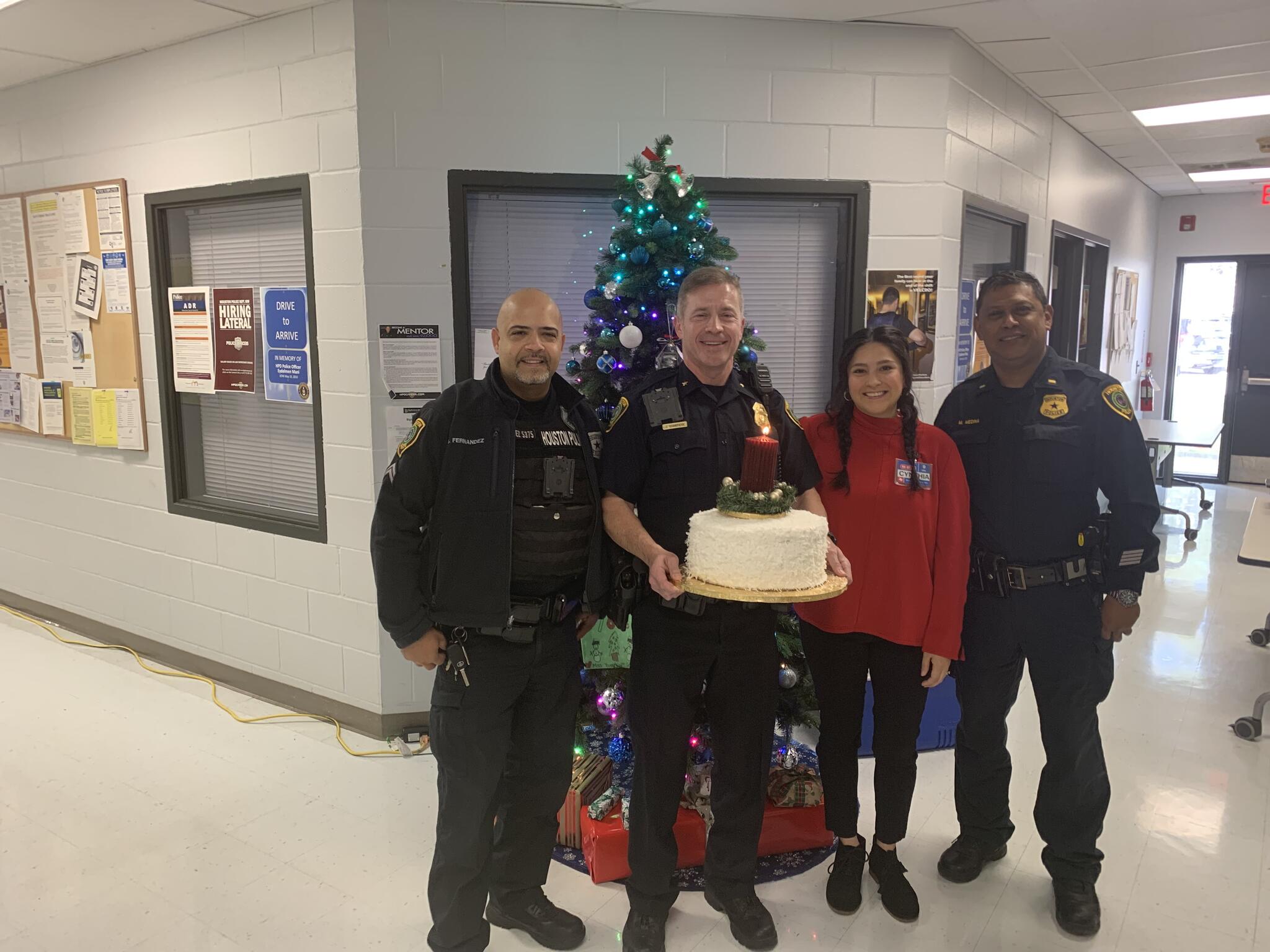 Holiday Thank You to HEB (Houston Police) — Nextdoor — Nextdoor