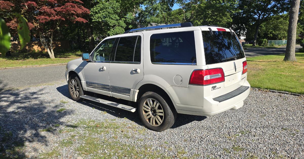 Lincoln SUV for $6500 in East Meadow, NY | For Sale & Free — Nextdoor