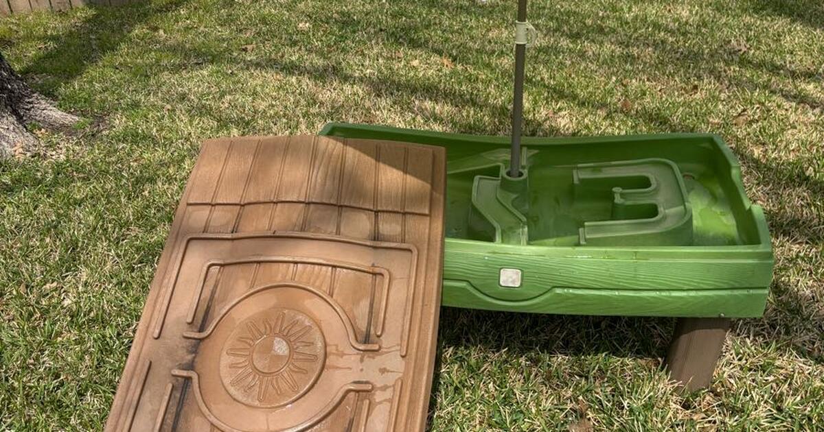 Kids Sandbox with Umbrella for Free in Houston, TX | For Sale & Free ...