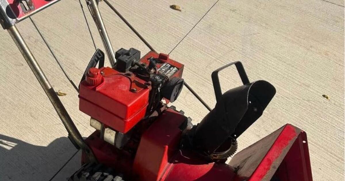 Toro 3521 Snow Blower for Free in Holland, MI | For Sale & Free — Nextdoor