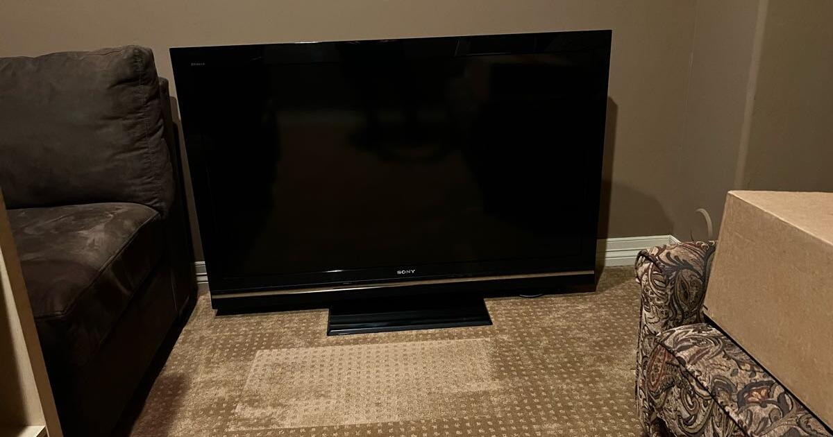Sony 52” TV and Loveseat Almost Free for Free in Lakewood, CO | For ...