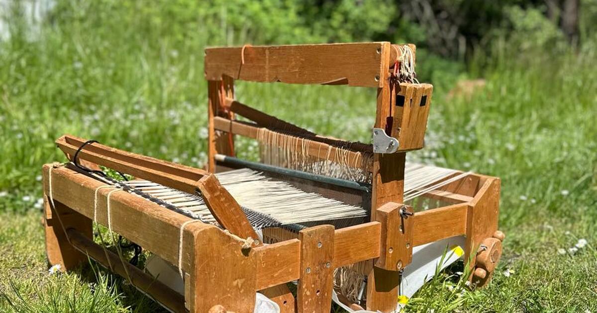 Table loom for $175 in Port Hadlock, WA | For Sale & Free — Nextdoor