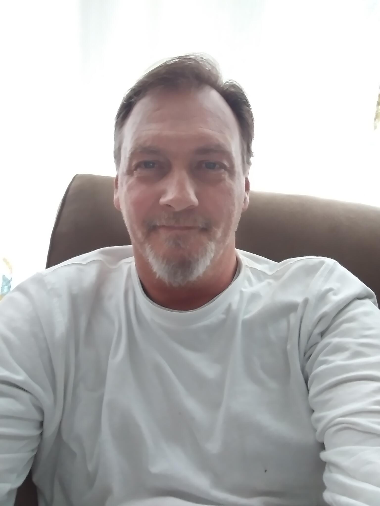 Richard Lindsey - Nextdoor