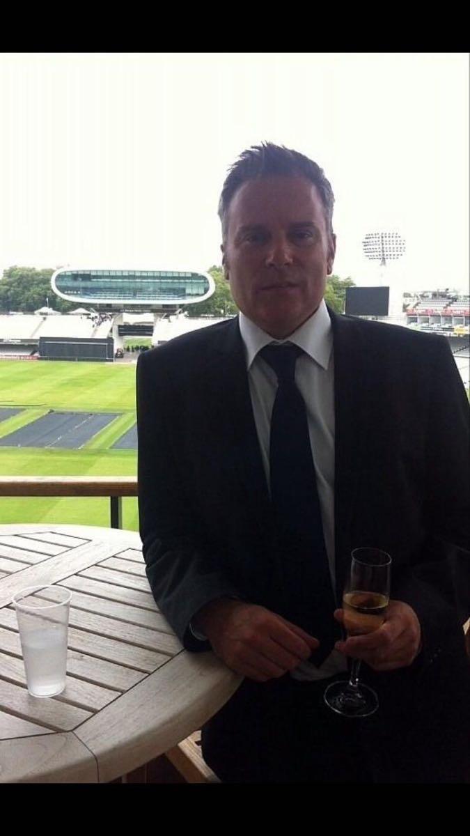 Darren Sutton - Nextdoor