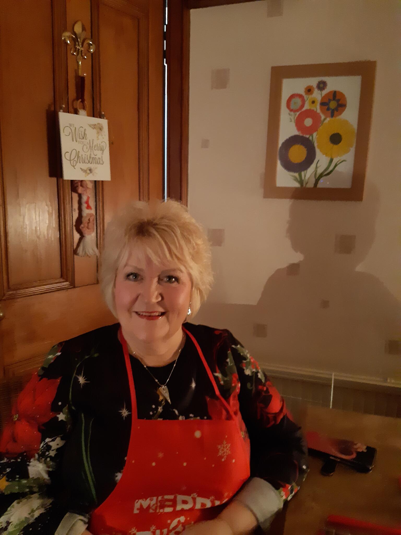 Linda Thomson - Dundee - Nextdoor