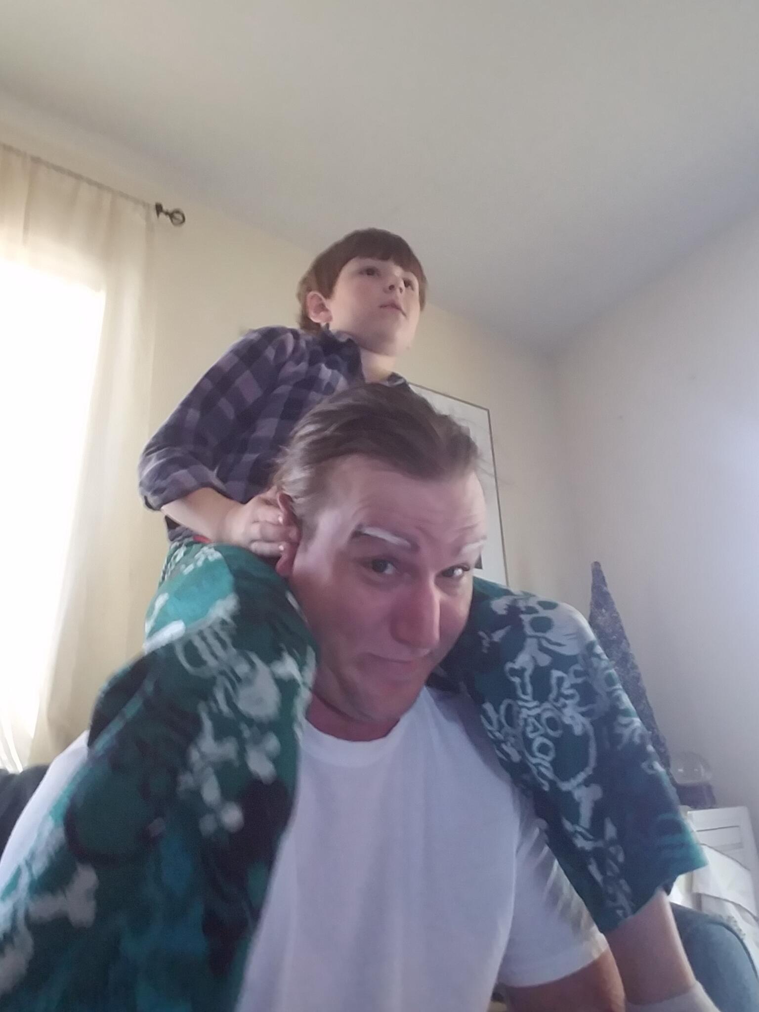 Travis Boyer - Nextdoor