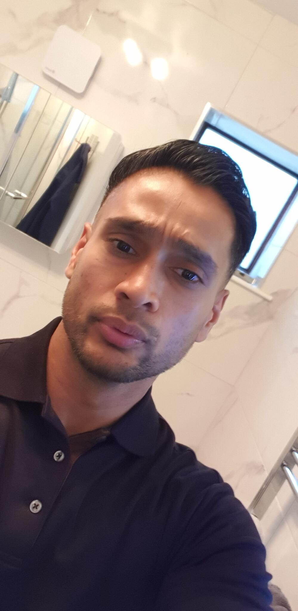 Macs Ali - Nextdoor