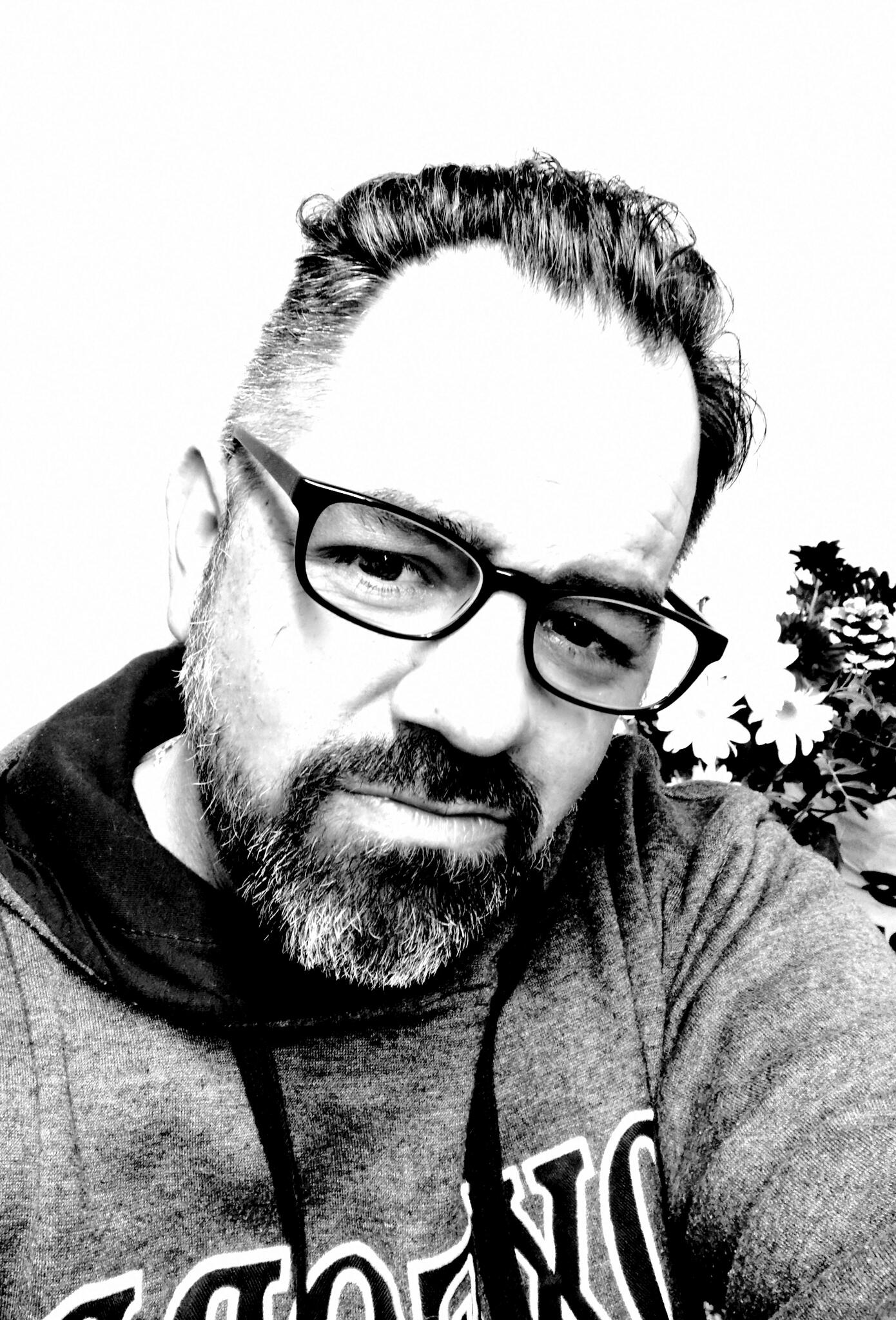 Charles Hendricks - Thame - Nextdoor